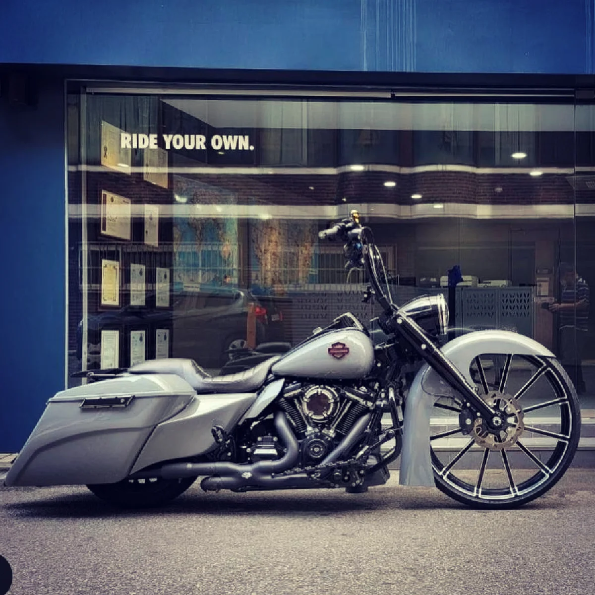 Custom Harley Davidson Road King Bagger